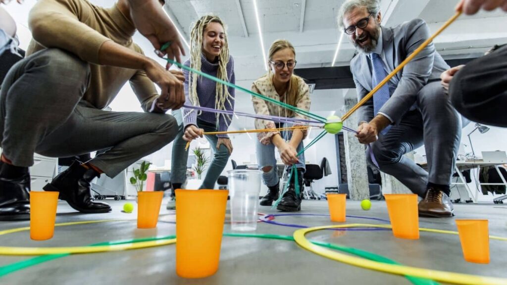 הצעות וטיפים לימי גיבוש לעובדים בעונת החורף - OUTMIND